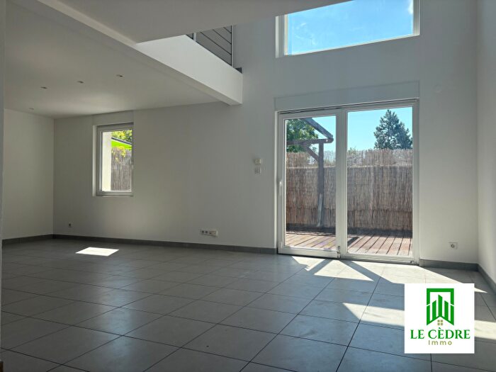 Village-Neuf : Maison 5 pièces à vendre