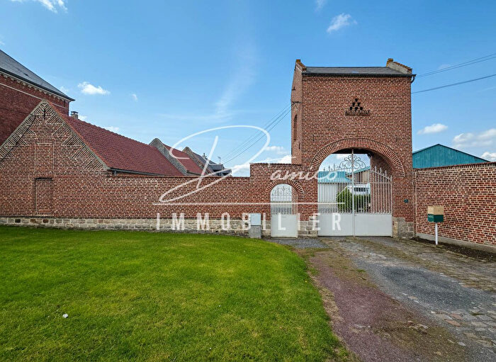 Maison 10 pièces à vendre à Raillencourt-Sainte-Olle