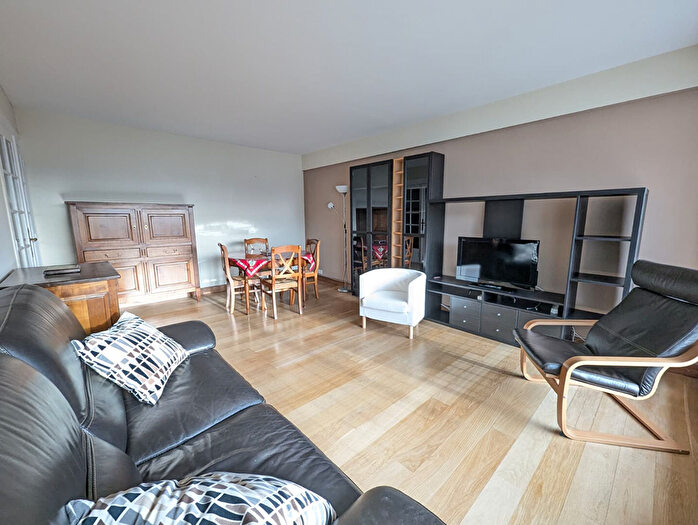 Appartement à louer - Nogent-sur-Marne, Le Bois Porte de Nogent - 3 pièces - 2 chambres