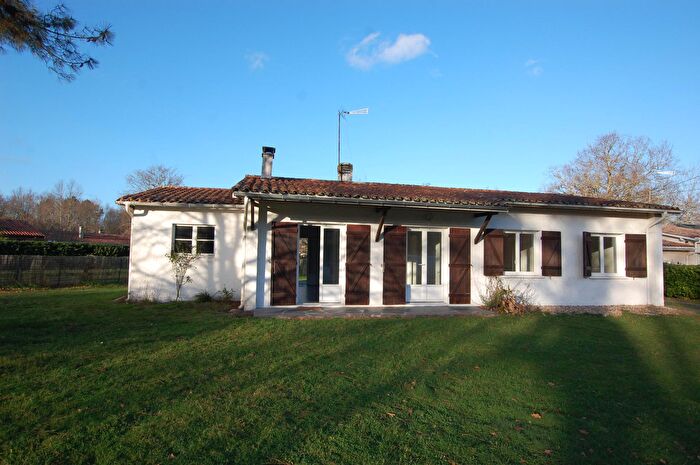 Maison à vendre - Saint-Aubin-de-Médoc - 4 pièces - 3 chambres