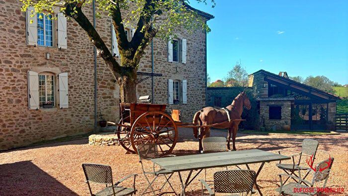 Figeac : Maison 15 pièces à vendre