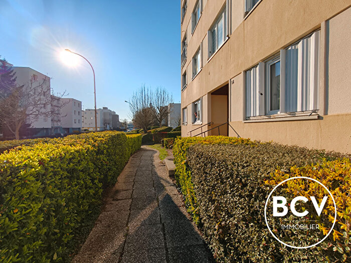 Appartement à vendre - Mainvilliers - 3 pièces - 2 chambres