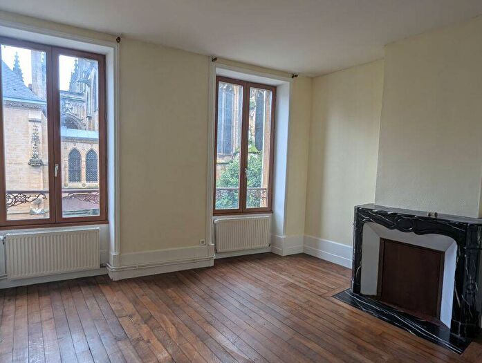 Gare Nord et Ouest, Charleville-Mézières - Appartement 3 pièces à louer