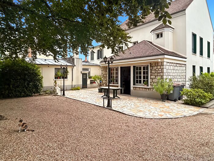 Maison à vendre - Melun, Centre-ville - 10 pièces