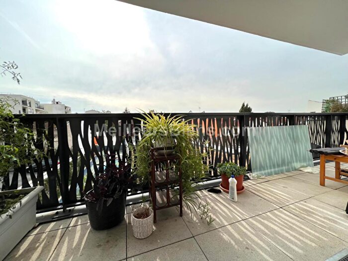 Appartement 3 pièces à Villemomble, Centre-ville, Orangerie, à vendre
