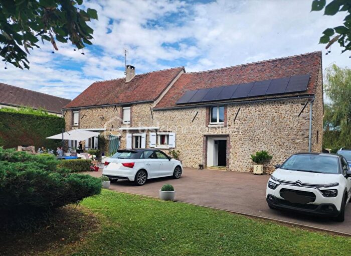 Maison à vendre - Dixmont - 6 pièces - 4 chambres