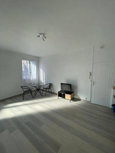 Centre Ville, Cosne-Cours-sur-Loire - Appartement 2 pièces à louer