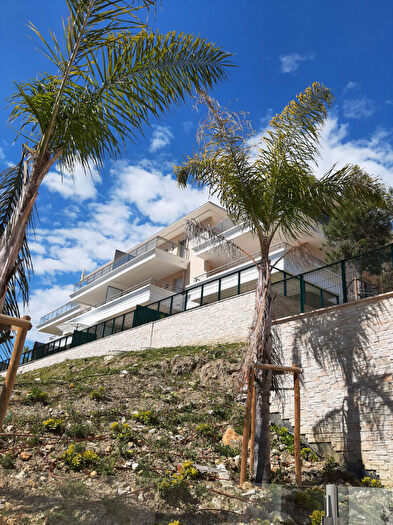 Appartement à vendre - Le Cannet, Centre-ville - 5 pièces - 4 chambres