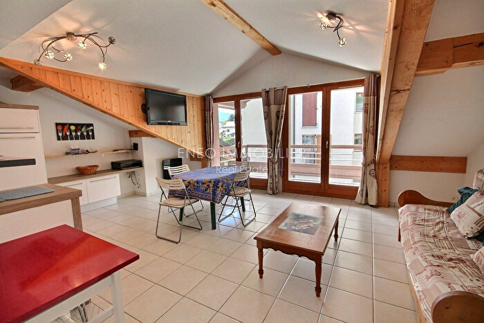 Bourg-Saint-Maurice, Bourg-Saint-Maurice : Appartement 4 pièces à vendre