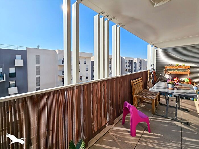 Appartement à louer - Pont de Vivaux, Marseille ème arrondissement - 2 pièces - 1 chambre