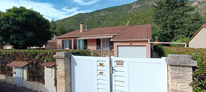 Digne-les-Bains, Arches, Epinettes, Saint-Véran : Maison 4 pièces à vendre