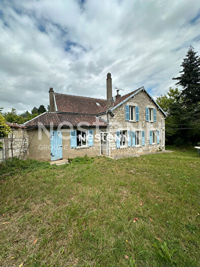 Maison à vendre - Saint-Pierre-de-Bailleul - 6 pièces - 5 chambres