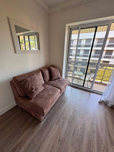 Appartement 1 pièce à louer - Parc d'Orléans, Neuilly-sur-Seine