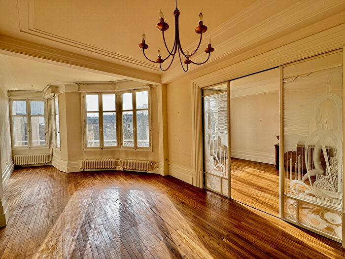 Appartement à vendre - Poitiers, Centre-ville - 5 pièces - 3 chambres