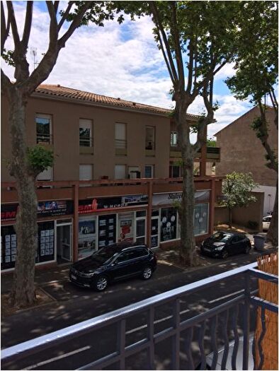 Béziers, Champ de Mars : Appartement 2 pièces à louer