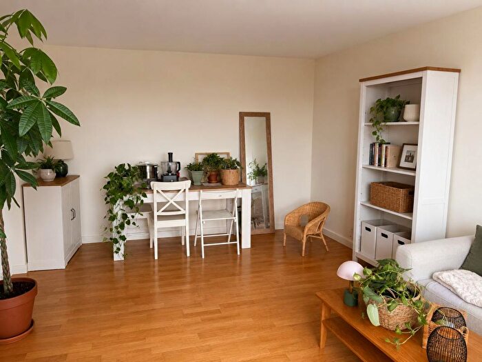 Marly-le-Roi, Grandes Terres, Vergers, Vauillons : Appartement 3 pièces à louer
