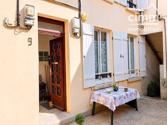 Coulommiers, Centre-ville - Appartement 2 pièces à vendre