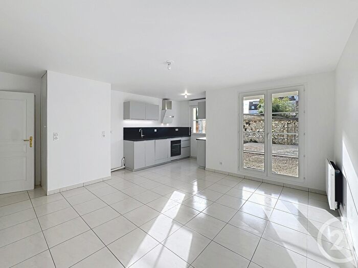 Appartement à louer - Provins, Centre-ville - 3 pièces - 2 chambres