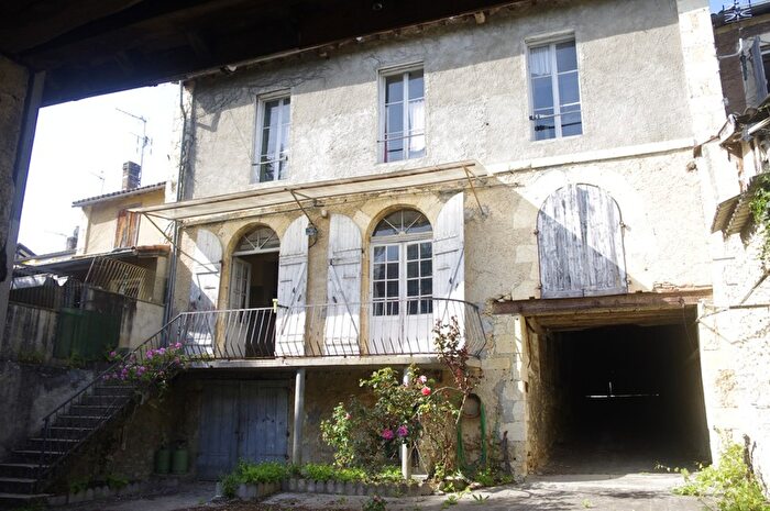 Maison 8 pièces à vendre à Vic-Fezensac