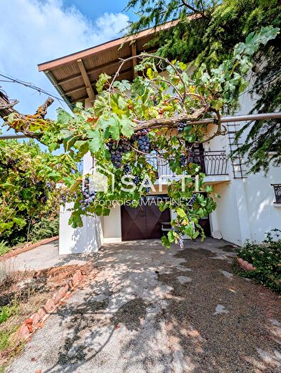 Maison à vendre - Décines-Charpieu, Champ Blanc - 5 pièces - 4 chambres