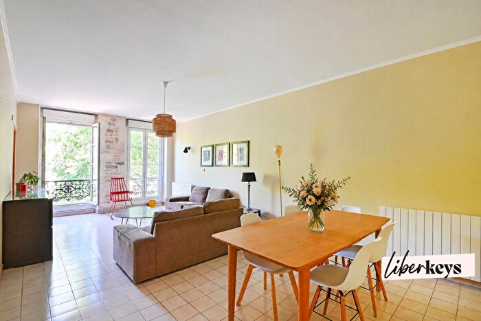 Appartement 4 pièces à vendre à Nîmes, Ecusson, Arènes