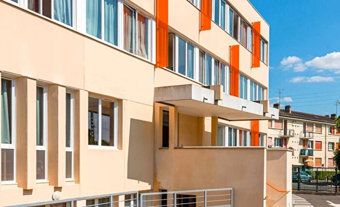 Massy, Centre-ville : Appartement 1 pièce à vendre