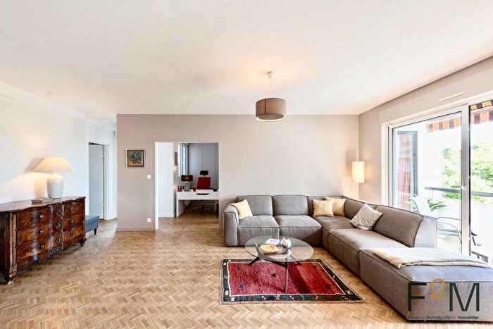 Écully : Appartement 4 pièces à louer