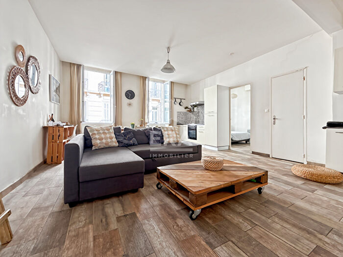 Appartement à vendre - Marseille e , Castellane - 2 pièces - 1 chambre