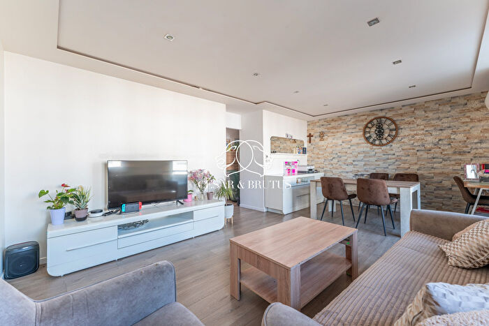 Décines-Charpieu, Berthaudière - Appartement 4 pièces à vendre