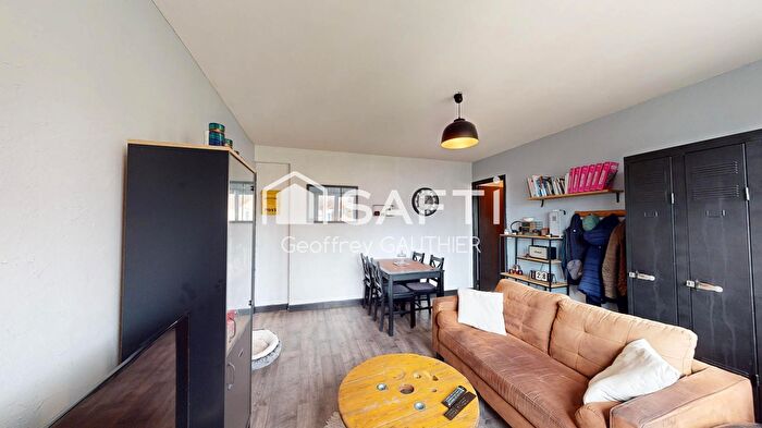 Appartement à vendre - Boulogne-sur-Mer, Saint-Pierre - 3 pièces - 2 chambres