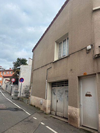 Maison à vendre - Saint-Étienne, Crêt de Roc - 2 pièces - 1 chambre