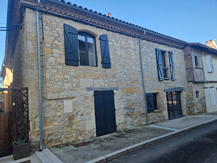 Maison à vendre - Castelnau-dArbieu - 8 pièces - 5 chambres