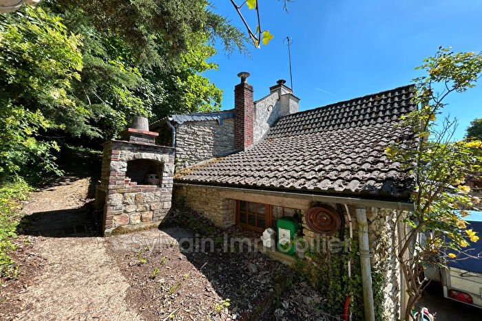 Maison à vendre - Escames - 5 pièces - 4 chambres