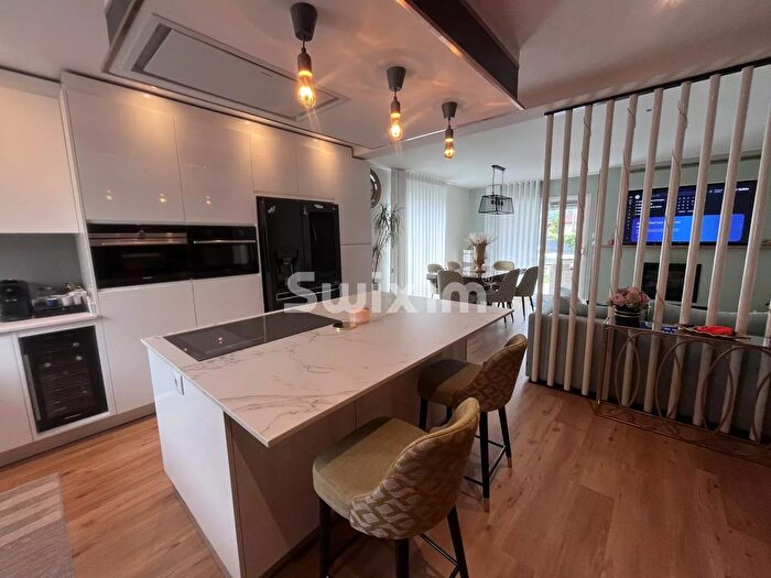 Maison à vendre - Thusy - 4 pièces - 3 chambres