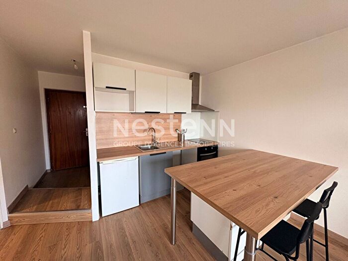 Appartement à louer - Centre, Écully - 1 pièce