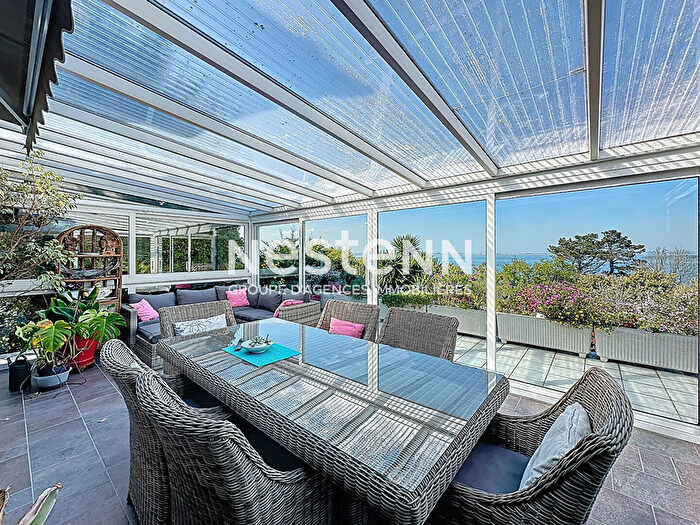 Maison à vendre - Lanvéoc - 8 pièces - 5 chambres