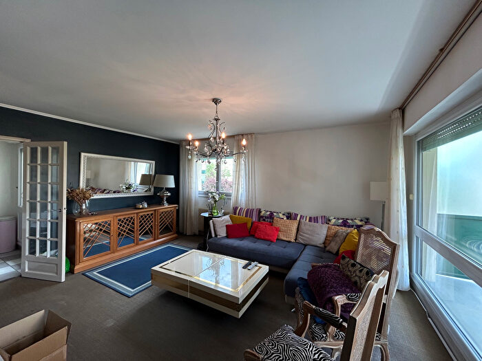 Appartement à vendre - Arpajon - 5 pièces - 4 chambres