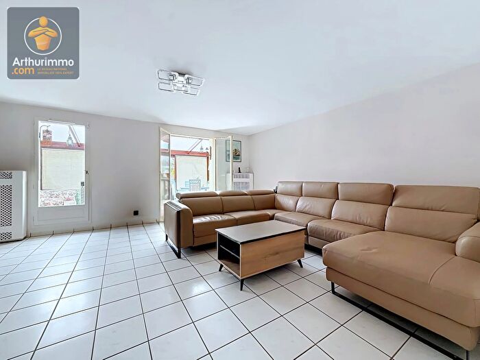 Maison 5 pièces à Combs-la-Ville, Gare, à vendre