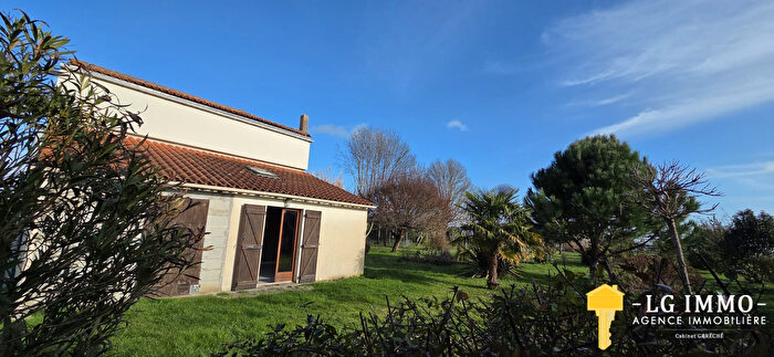 Maison à vendre - Saint-Fort-sur-Gironde - 2 pièces - 1 chambre