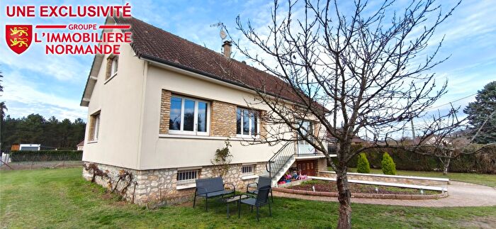 Maison à vendre - Aubevoye - 6 pièces - 5 chambres