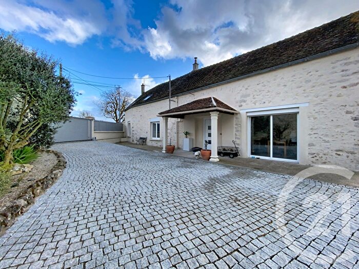 Maison à vendre - Nemours - 6 pièces - 4 chambres