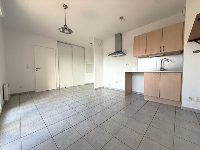 Appartement à vendre - La Seyne-sur-Mer, Nord - 2 pièces - 1 chambre