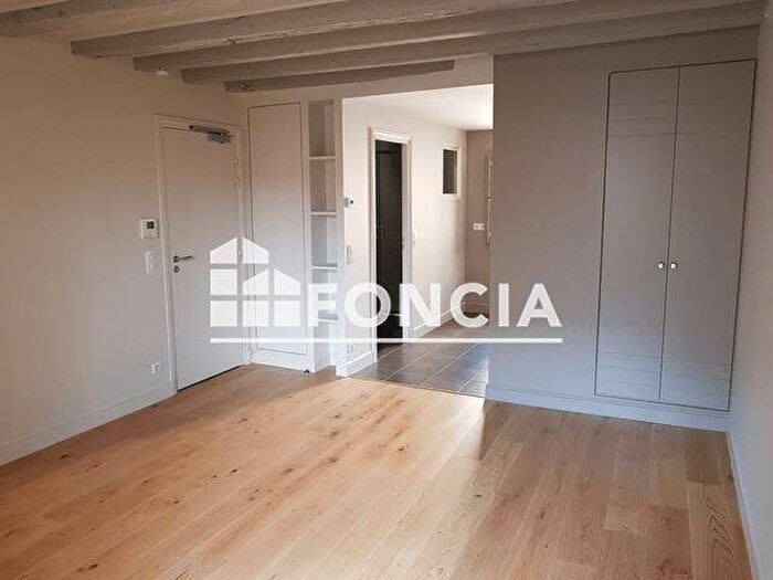 Appartement à louer - Zone Pietonne, Avignon - 1 pièce