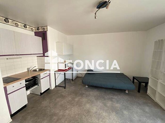 Appartement à louer - Saint Pierre-René II, Nancy - 1 pièce