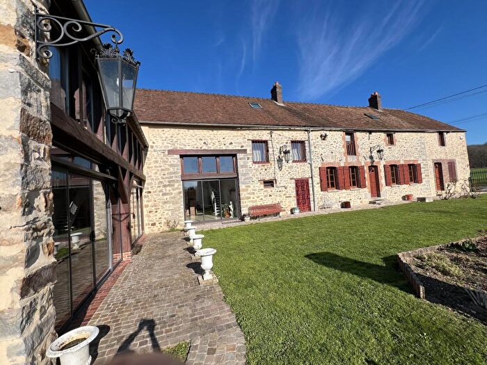 Maison 14 pièces à vendre à Louan-Villegruis-Fontaine