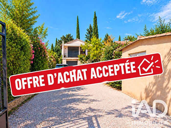 Vaison-la-Romaine : Maison 6 pièces à vendre