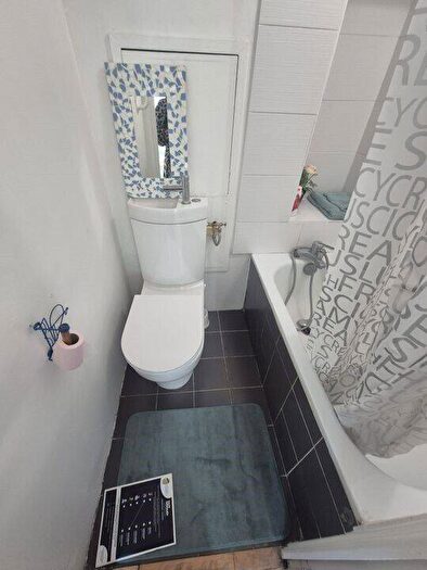 Appartement à louer - Nogent Village-Centre Ville, Nogent-sur-Marne - 1 pièce