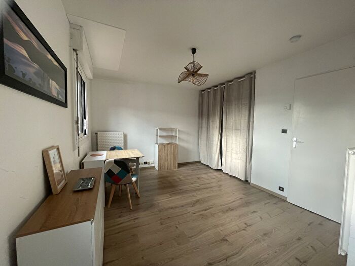 Appartement à louer - Toulouse, Saint-Michel - 1 pièce