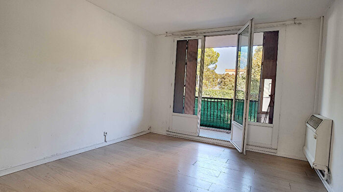 Appartement 3 pièces à Salon-de-Provence, Canourgues, à louer