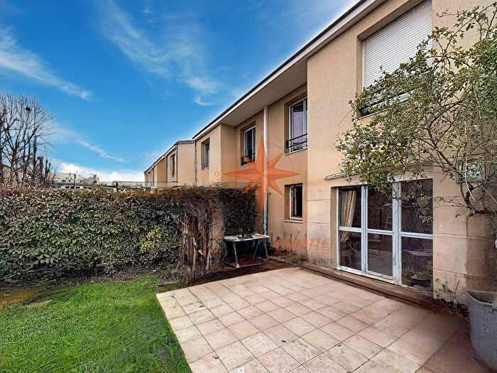 Maison à vendre - Champs-sur-Marne - 5 pièces - 3 chambres